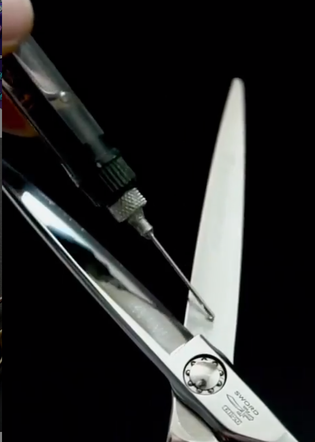 Alloy Infused Scissor Oil | Mizutani Sharpening